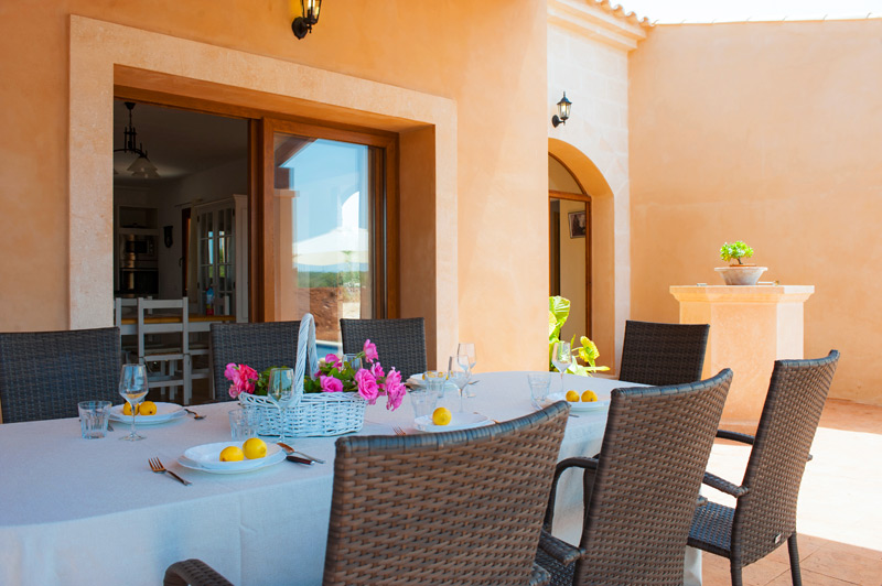 Finca Noa auf Mallorca mit Pool und Jacuzzi von privat